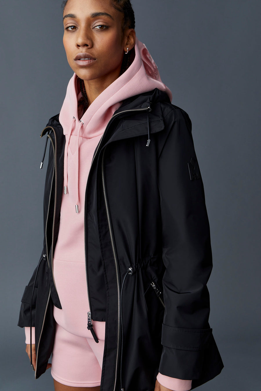 맥카지 (MACKAGE) | Home of Luxury Outerwear